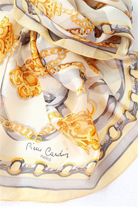 F 빈티지 실크 스카프 금장금색 이태리 이오acc 헬로마켓 F 빈티지 실크 스카프 금장금색 이태리 이오acc 헬로마켓