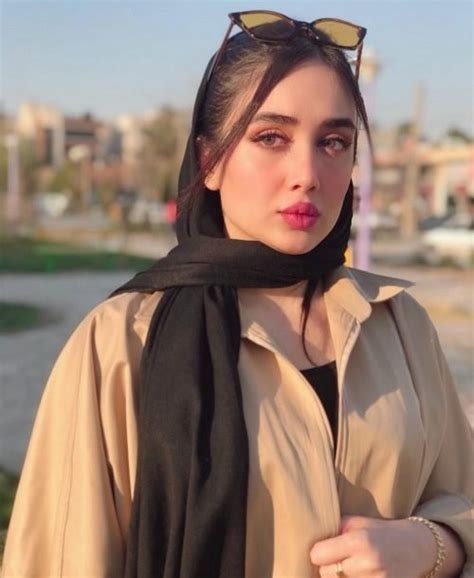 مینا حیدری کیست؟ بیوگرافی و عکس های جنجالی او سایت بازی انفجار