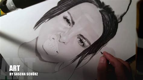 How To Draw Addison Rae Tik Tok Star Realistic Pencil And Charcoal Drawings Draw Tik Tok