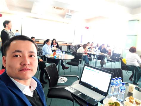 Мөнхцэлмэг Нээлттэй нийгэм форум дээр ТББ нарын өглөөний цайны уулзалт болж Авлигын эсрэг