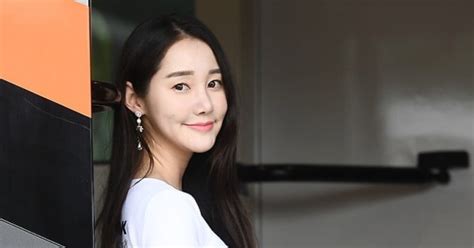 [포토] 레이싱모델 이가은 매력적인 미소~