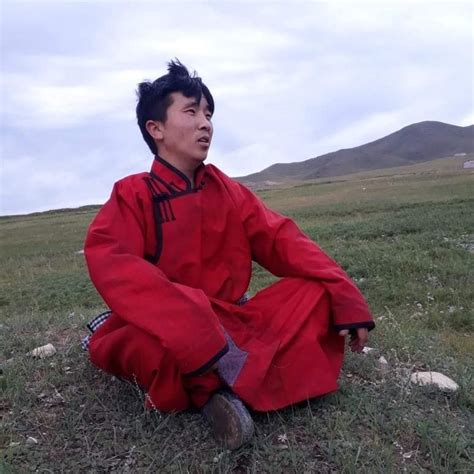 Баруунбүрэн сумын Босоо хөх монгол ТББ Home Facebook