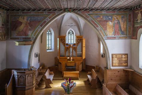 Bergün Reformierte Kirche Innenraum Foto And Bild Architektur