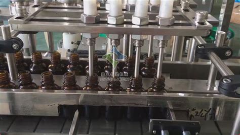 精油自动灌装生产线 全自动精油灌装旋盖一体机 河南星火机械自动化