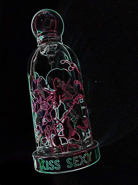 Halloween Kiss Sexy Halloween Perfume A Fragrance For Women 2009