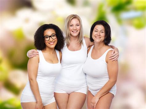 Жінки після 40 років залишаться привабливими якщо регулярно виконуватимуть ці пять дій