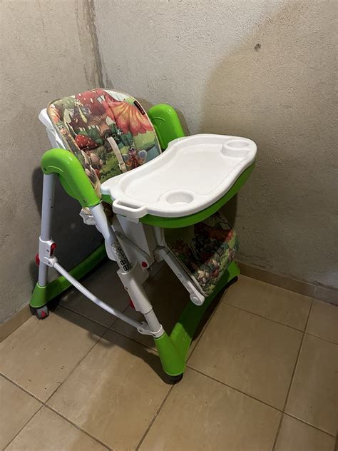 Детски стол за хранене на 3 нива и степенка за качване С 2 табли гр София Манастирски ливади