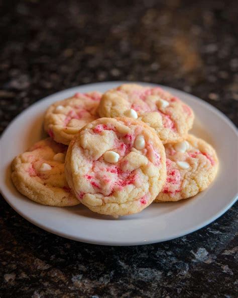Irresistible Strawberry Cheesecake Cookies With White Chocolate In 30