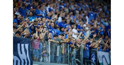 Левски призова за подкрепа днес без расизъм ксенофобия и политически лозунги