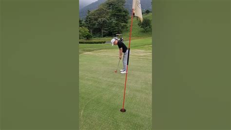 딱15미터 내리막 위깁니다ㅠㅠ 😭 골프 골프존 스크린골프 골프레슨 필드골프 퍼터 필드레슨 퍼팅 필드 골프장 Youtube