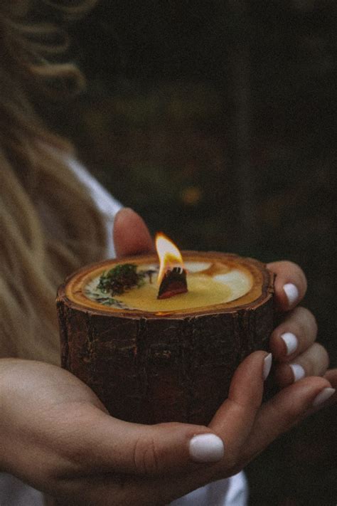 Свеча в дереве эстетика в 2024 г Соевые свечи Свеча Деревянные подсвечники