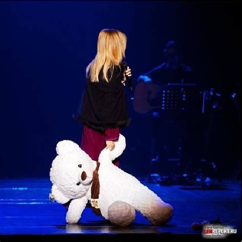 Épinglé Par Anne Cohen Sur Lara Fabian