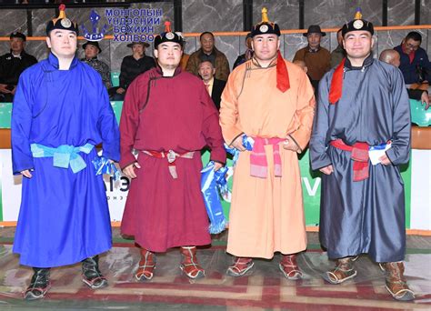 Аварга цолны барилдаанд Улсын заан М Лхагвагэрэл түрүүллээ