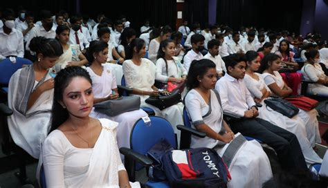 වෘත්තීය පුහුණු සහතික පත් පිරිනැමේ මාධ්‍ය ඒකකය මධ්‍යම පළාත් සභාව ශ්‍රී ලංකාව