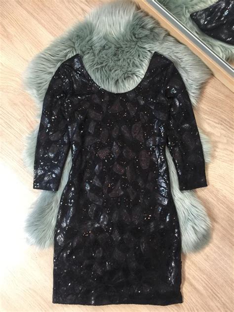 Сукня коктейльне з паєтках — ціна 250 грн у каталозі Сукні міді Купити жіночі речі за доступною