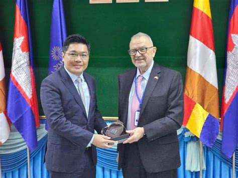 ក្រសួងពាណិជ្ជកម្ម ស្នើប្រតិភូក្រុមប្រឹក្សាធុរកិច្ចសហរដ្ឋអាមេរិក អាស៊ាន