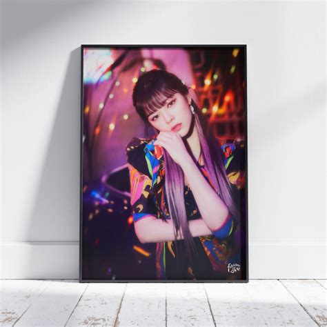 Характеристики Плакат на стену для интерьера K Pop Twice Чонён Jeongyeon 5 Постер по