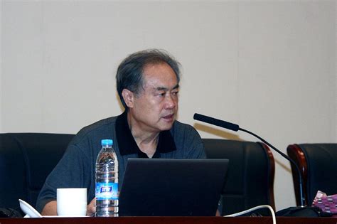 李薇中国工程院院士大山谷图库