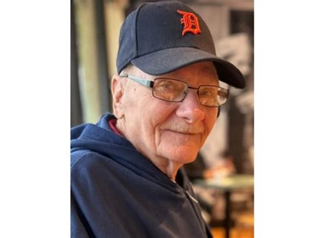 Robert Eugene Gabert Obituary 2025 Holly Mi Frazer Cremations