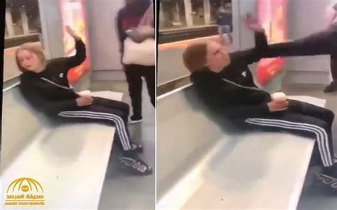 شاهد فتيات أفارقة يعتدين على فتاة بيضاء بطريقة وحشية داخل محطة مترو