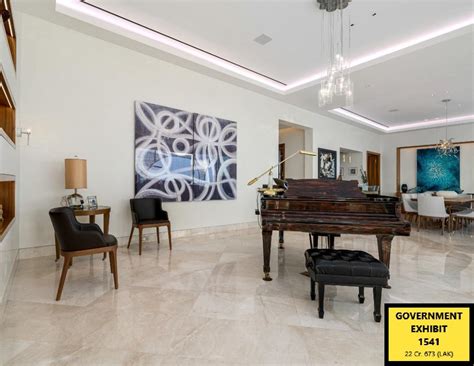 Photos Of Sam Bankman Frieds 35 Million Bahamas Penthouse Entrepreneur