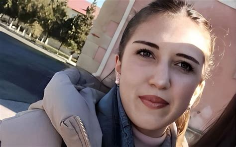 В Азербайджане скончалась студентка Oxu Az