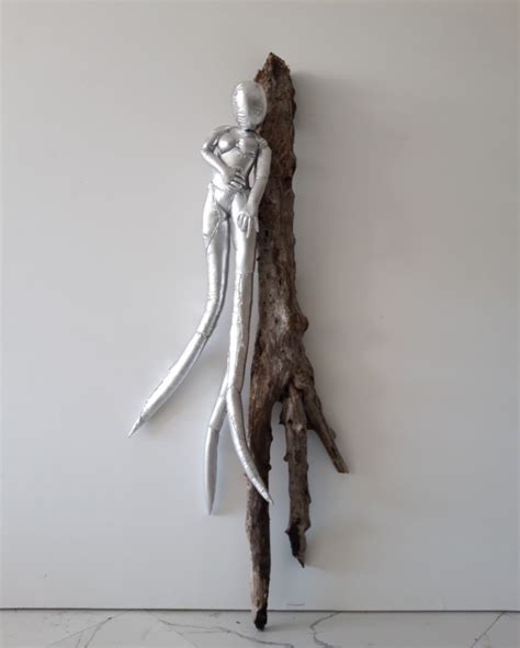 Ж Мөнхцэцэгийн “Гүнээс гүнд” үзэсгэлэн өнөөдөр Art Space 976 д нээлтээ