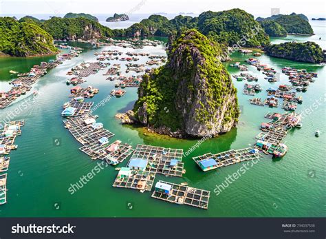 80 117 Floating Village 이미지 스톡 사진 및 벡터 Shutterstock