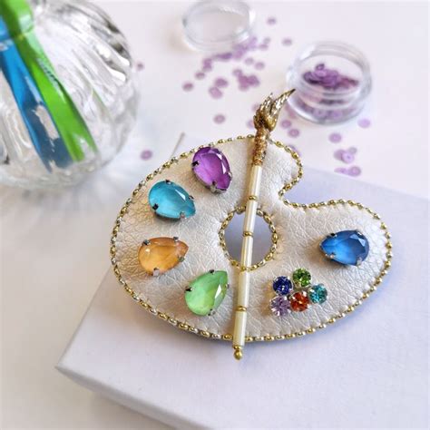 Brooch в 2024 г Текстильная ювелирные изделия Бисерные ювелирные изделия Бисерные украшения