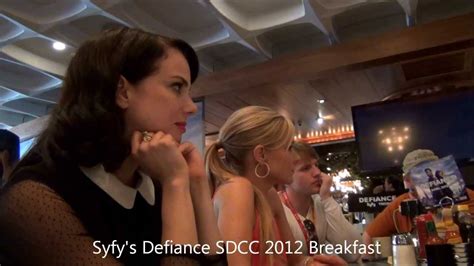 Syfys Defiance Sdcc 2012 Breakfast With Mia Kirshner And Julie Benz