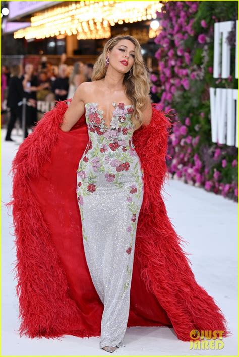 Blake Lively Gives Us Another Major Red Carpet Moment At It Ends With