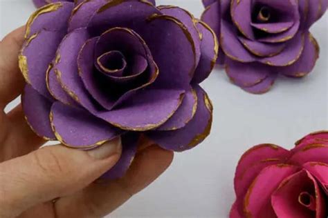 کاردستی گل کاغذی با آموزش ساخت برای نوجوانان