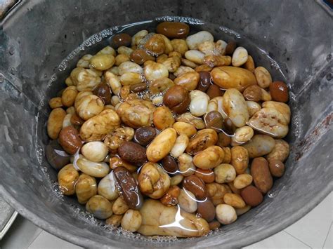 คุณแม่บุญเรือน โตงบุญเติม วัตถุมงคลแบ่งให้เช่าบูชา พลังจิต