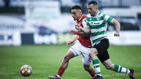 Илиан Илиев Преди мач не си говоря с баща ми повече общувам с майка ми