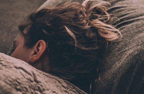 Mga Pagkaing Makapagbibigay Ng Maayos Na Tulog Alamin