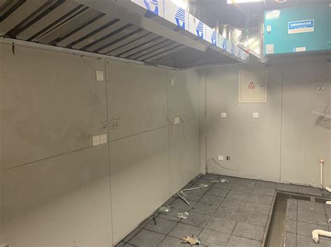 火上冲浪pollyhouse烧烤店面看现场 成都微立顶科技有限公司 专注企业 工厂erp软件系统开发集成实施、定制软件开发、网站建设