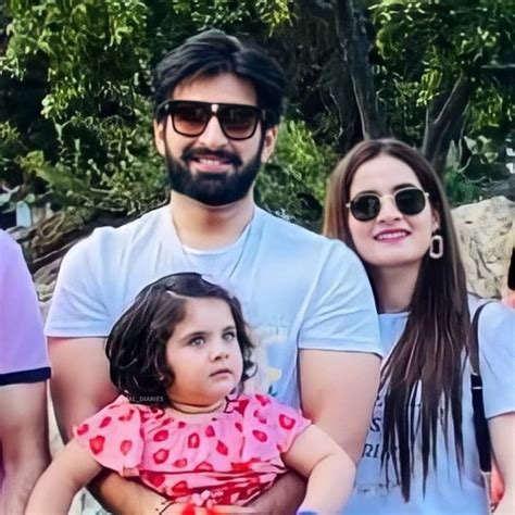 Latest Adorable Pictures Of Amal Muneeb Butt Reviewit Pk