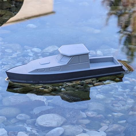 🤏 Ivonne Cabin Cruiser Small Rc Boat 150 187・ 3d File For 3d