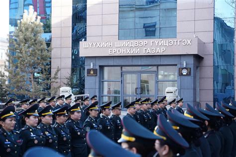 Хүүхэд асрах чөлөөтэй алба хаагчдын цэргийн цолын цалинг олгохоор боллоо