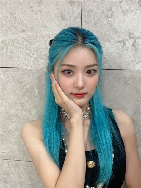 다양한 머리 색 다 잘 받는다는 한 여자 아이돌 인스티즈 Instiz 이슈 카테고리