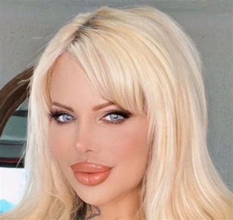 Sabrina Sabrok Biographywiki Age Height Career Photos And More