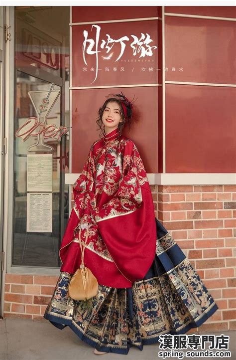 Trang Phục Dân Tộc에 있는 Gia Anhvu님의 핀 한국 옷스타일 아시아 패션 디자이너 옷