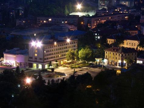 Площад „Христо Ботев“ Враца