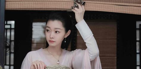 宋轶 Doki腾讯视频：超全的宋轶资讯、视频、粉丝、直播、活动集合