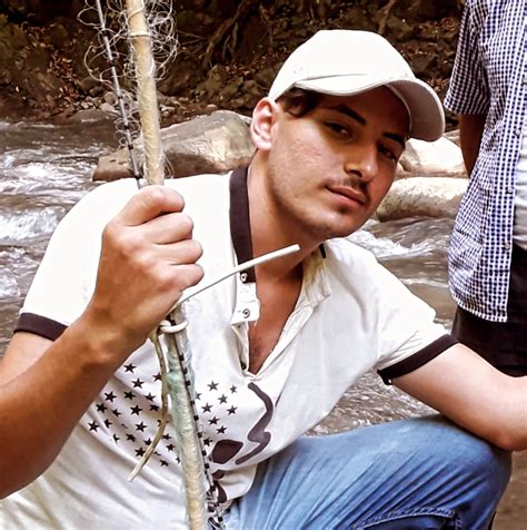 به یاد برادرم♡‎ ‎ یاسین جمالزاده 🖤🥀 ۴۰ روزو شبه که تو غم از دست دادن بهترین برادرم رفیقم و