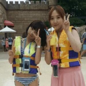 견자희 비키니 치지직 마이너 갤러리