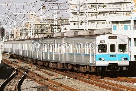 営団地下鉄東西線5000系 アルミ車 商用利用可能な写真素材イラスト素材ならストックフォトの定額制ペイレスイメージズ