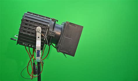 무료 이미지 빛 과학 기술 녹색 사진관 원자 램프 스포트라이트 생성물 단계 알트만 자리 프레 넬 렌즈 무대 조명 그린 박스 개인용 컴퓨터 하드웨어