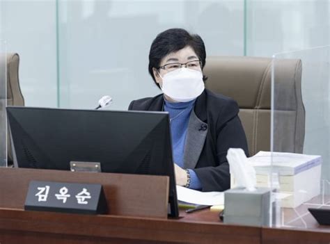 경기도의회 김옥순 의원 영양사가 급식실 안전관리전담자 불필요한 업무가중 개선 촉구