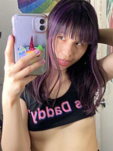 Would You Cum On My Tongue Scrolller